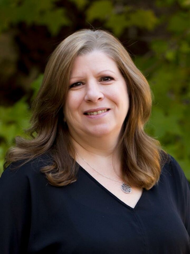 Dyan Melanson - CENTURY 21 Select Oakhurst