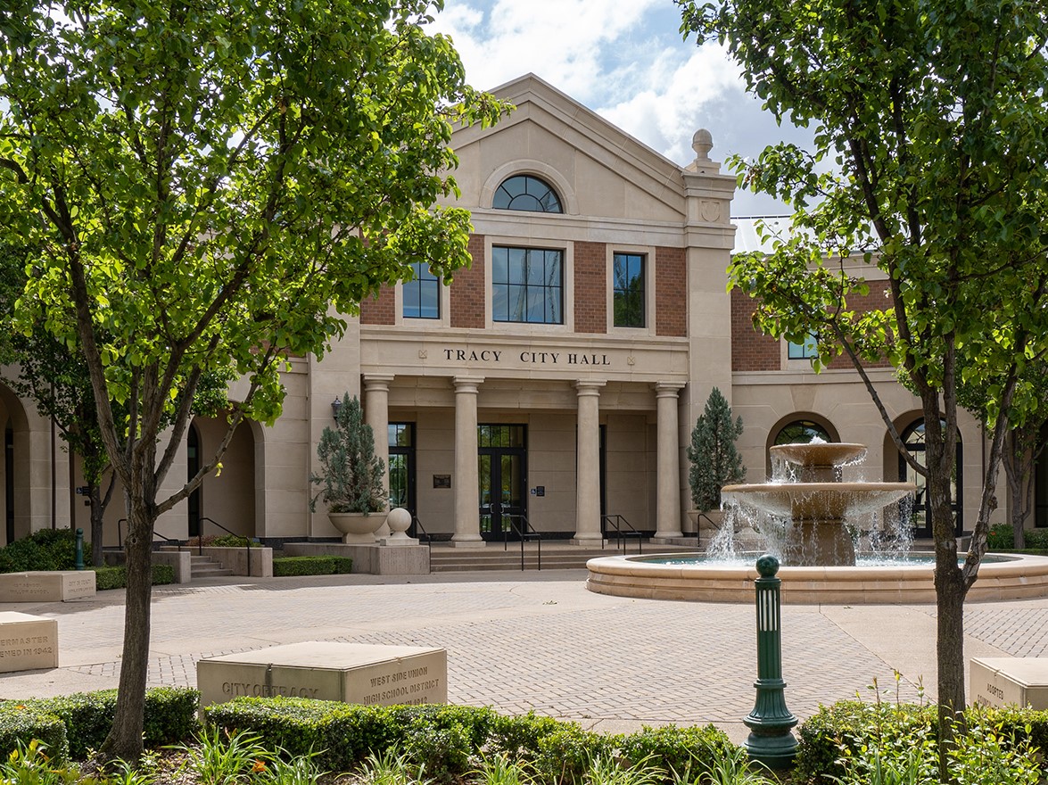 Joseph Gus Saar - CENTURY 21 Select Tracy