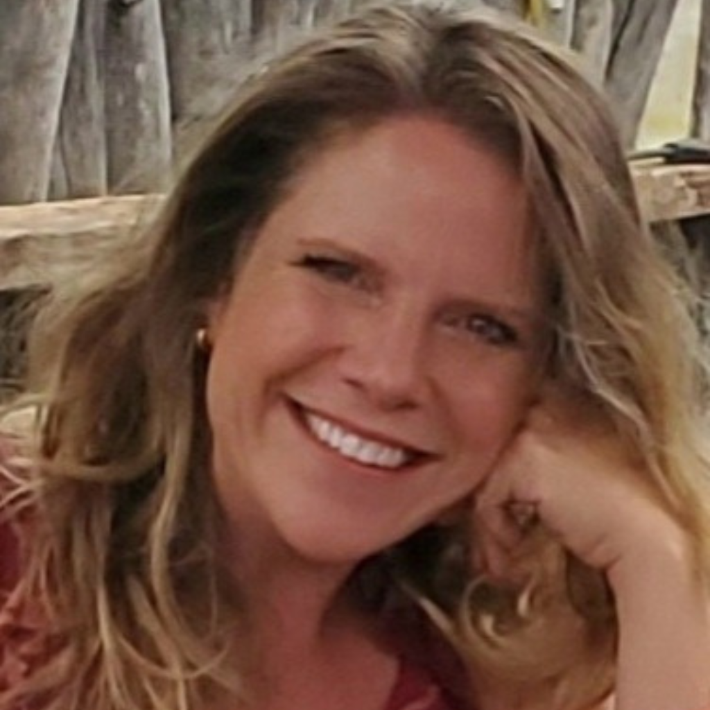 Lisa Harris's Instagram, Twitter & Facebook on IDCrawl